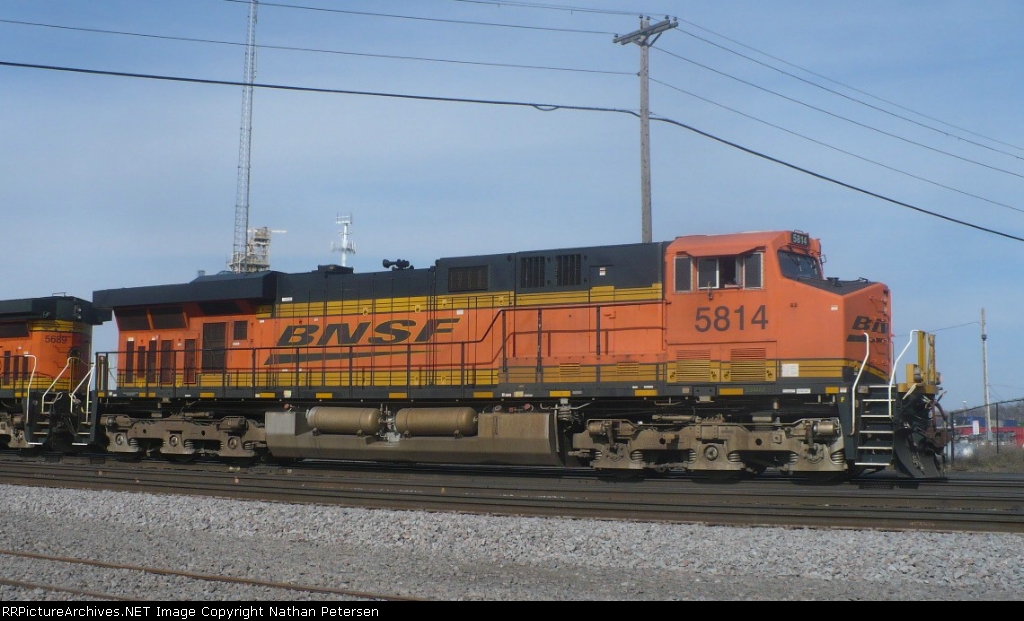 BNSF 5814